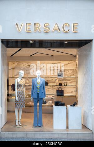 Versace store front Stock Photo - Alamy