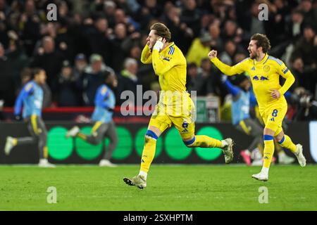 Joe Rodon of Leeds United celebrates his goal to make it 1-1 during the ...