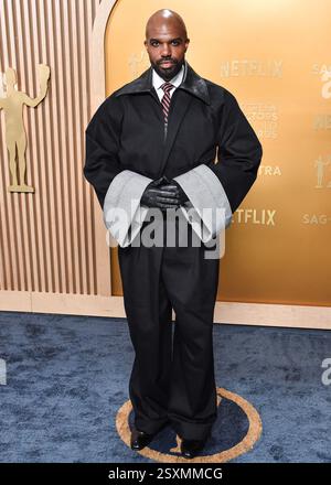 Carl Clemons-Hopkins arrives at the 31st annual Screen Actors Guild ...