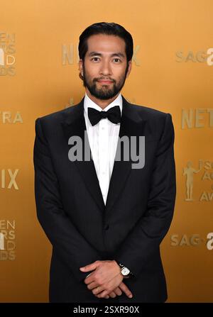 Shinnosuke Abe attends the 31st Annual Screen Actors Guild Awards at ...