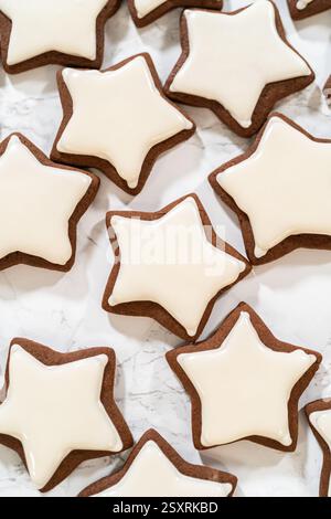 Perfectly Icing Star Cookies with Royal Icing Stock Photo - Alamy