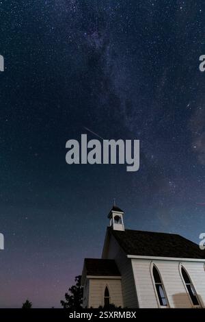 Starry night with the Milky Way crossing the sky Stock Photo - Alamy
