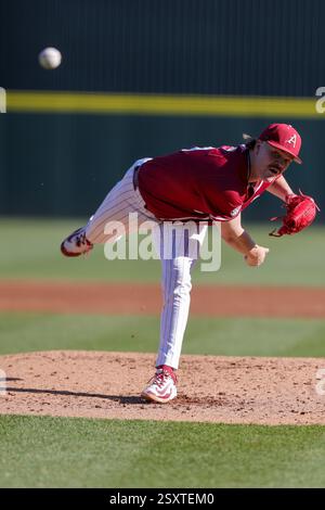 February 25, 2025: Razorback pitcher Steele Eaves (13) begins his wind ...
