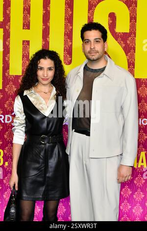 Nadine Menz, David Daria zu Gast auf dem roten Teppich bei der Premiere ...