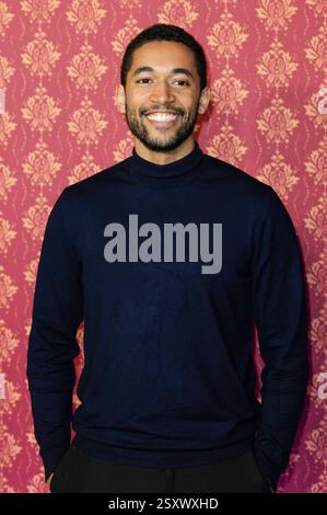 Benito Bause bei der Premiere der ARD Comery-Serie Ghosts im Cinenova ...