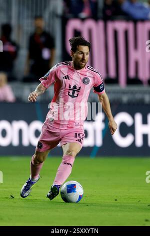 FT. LAUDERDALE, FL - FEBRUARY 25: Inter Miami forward Lionel Messi (10 ...