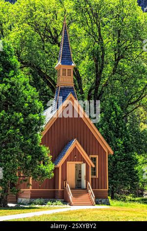 Front porch old white chapel Stock Photo - Alamy