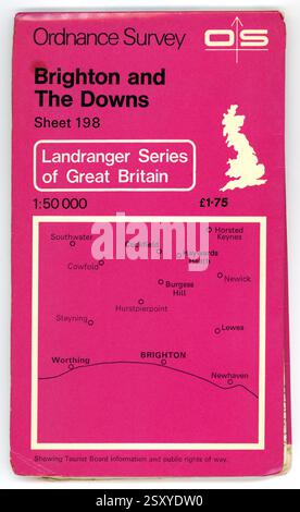 A typical early 1980's style UK 5 bedroom detached house and integral ...