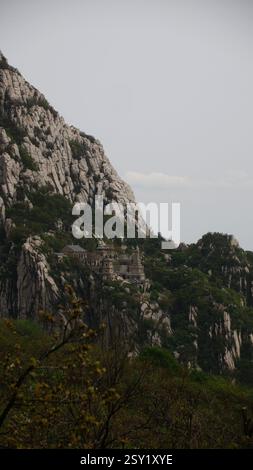 Sanhuang Basilica at Mount Song Stock Photo - Alamy