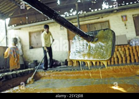 Making of Jaggery, Kolhapur, Maharashtra, India, Asia Stock Photo - Alamy