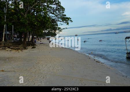 Alona Beach, named after Filipino actress Alona Alegre, southern tip of ...