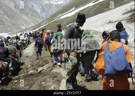 Pilgrim pabibal to panchtarni, amarnath yatra, Jammu Kashmir, India ...