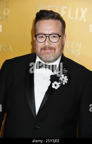Michael Cyril Creighton attends the 31st Annual Screen Actors Guild ...