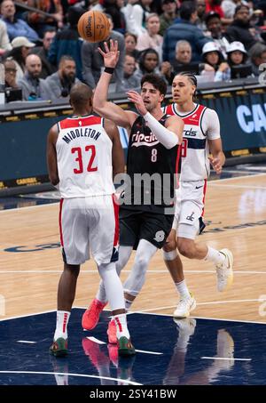 Portland Trail Blazers forward Deni Avdija (8) shoots next to Golden ...