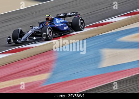 Carlos Sainz (ESP) Atlassian Williams Racing FW47. 30.11.2025. Formula ...