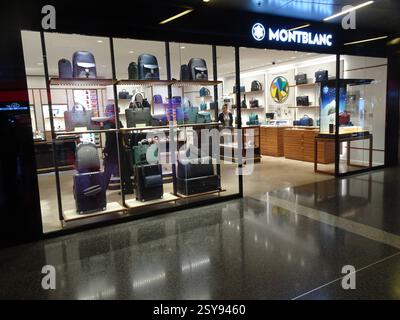 Montblanc, Duty Free Shop, Airport, Flughafen, Doha, Qatar, 2025 ...