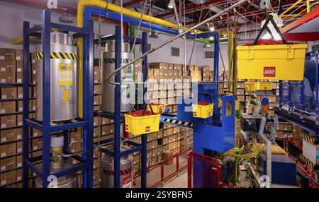 LEGO factory, transport, warehouse, production facility, manufacturing ...