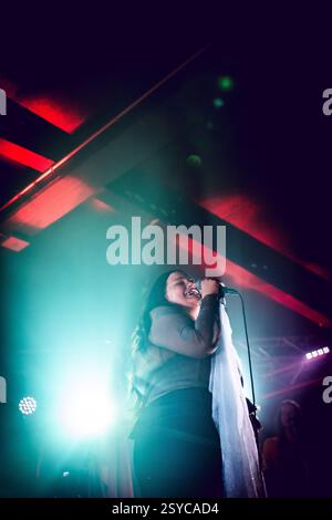 Malmoe, Sweden. 27th Feb, 2025. The Swedish singer and songwriter Sarah ...