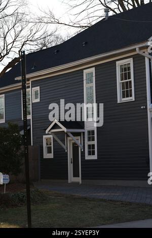 Alexandria VA Feb 28: JD Vance's Del Ray neighborhood home prepped for ...
