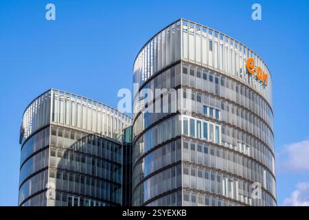 E.ON headquarters, Group headquarters in Essen-Ruettenscheid, A52 ...