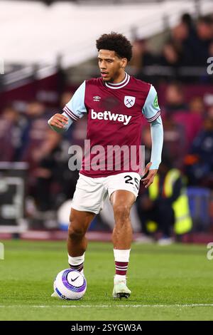 Jean-Clair Todibo (25) of West Ham United breaks away from Dango ...