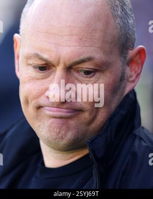 Millwall manager Alex Neil during the Emirates FA Cup third round match ...