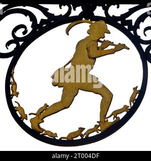 Nose sign at the Rattenfaenger house, German Fairy Tale Route, Hameln ...