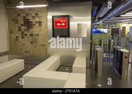 42 SCHOOL PRIVATE INSTITUTION PARIS Stock Photo - Alamy
