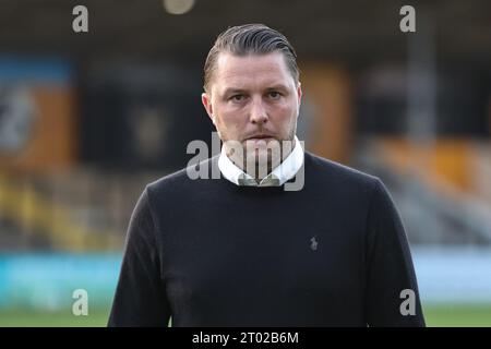 Mark Bonner (Manager Cambridge United) looks on during the Sky Bet ...
