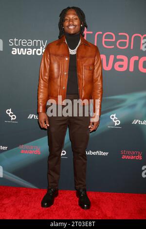 LOS ANGELES - AUG 27: Duke Dennis at the 2023 Streamy Awards - Arrivals ...