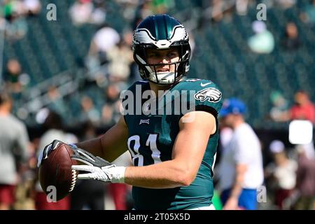 Philadelphia Eagles tight end Grant Calcaterra (81) in action during ...