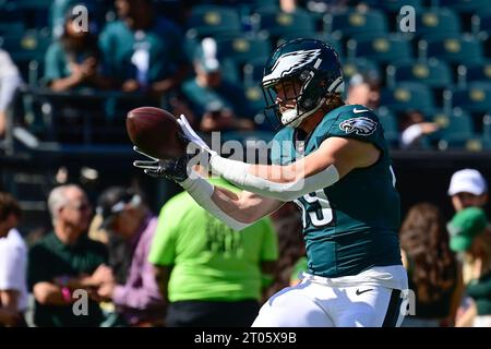 Philadelphia Eagles' Jack Stoll in action during an NFL football game ...