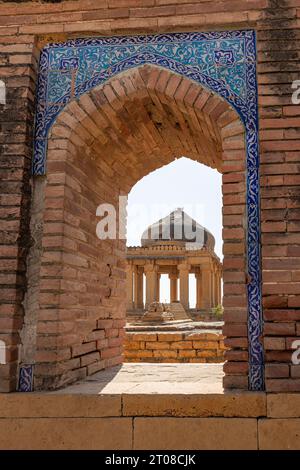 Beautiful mughal era carved sandstone tomb of Isa Khan Tarkhan II in ...