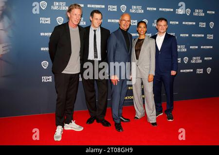 Richard Huber, Marc Hosemann, Cynthia Micas, Christoph Maria Herbst ...