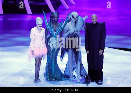 Hannah Rose Dalton und Steven Raj Bhaskaran alias Fecal Matter bei der ...