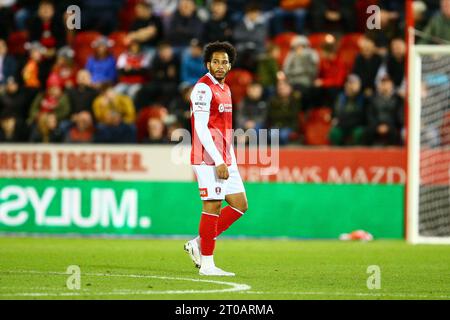 Sam Nombe #29 of Rotherham United and Jonny Howson #16 of Middlesbrough ...