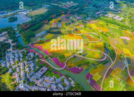 Aerial photo shows tourists visiting the Fuzimiao scenic area in ...