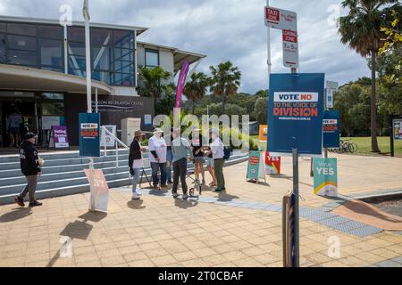 Friday 6th October 2023, Polling station open in Avalon Beach Sydney ...