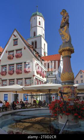 Market square, St Martin's parish church, old town centre of Biberach ...
