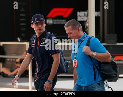 DOHA - (l-r) Max Verstappen (Oracle Red Bull Racing) and Alex Albon ...