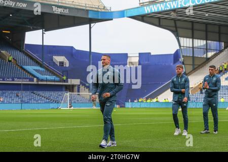 Ben Wiles of Huddersfield Town arrives during the Sky Bet Championship ...