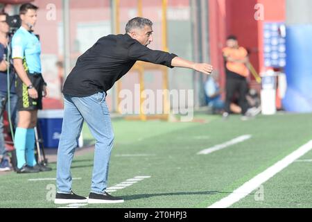 Antonio Contreras of Pomigliano Calcio gesticulates during Serie A ...