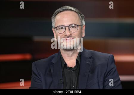 Roman Deininger Journalist 10/23 her Roman Deininger am 5. Oktober 2023 ...