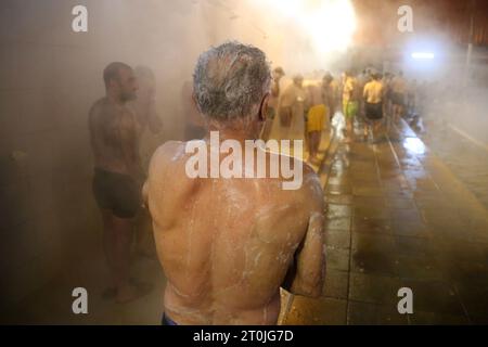 Sarein, Ardabil, Iran. 5th Oct, 2023. Iranian men at the Royal Park ...