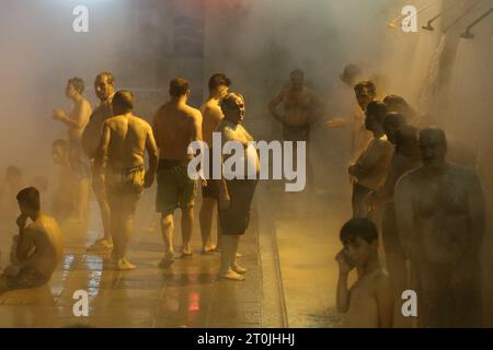 Sarein, Ardabil, Iran. 5th Oct, 2023. Iranian men at the Royal Park ...
