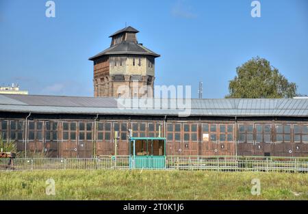 Lokschuppen, Ringlokschuppen, Drehscheibe, Rundschuppen, Ringschuppen ...