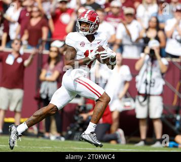 Texas wide receiver Isaiah Bond runs a drill at the NFL football ...