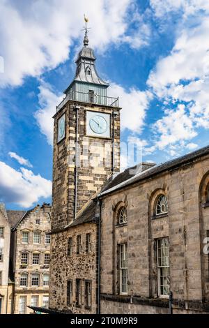 The clock tower of the famous Wallace Monument in Stirling, Scotland ...