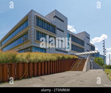 Bernard and Anne Spitzer School of Architecture is a 2009 gut ...