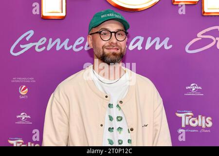 Sänger Mark Forster bei der Premiere des Films Trolls - Gemeinsam stark ...